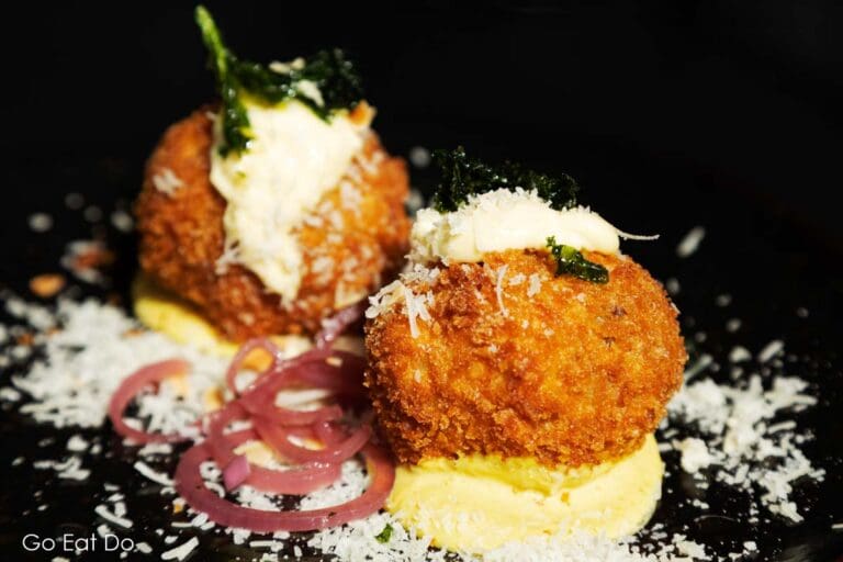 Maltese drinks & traditional food in Malta | Go Eat Do